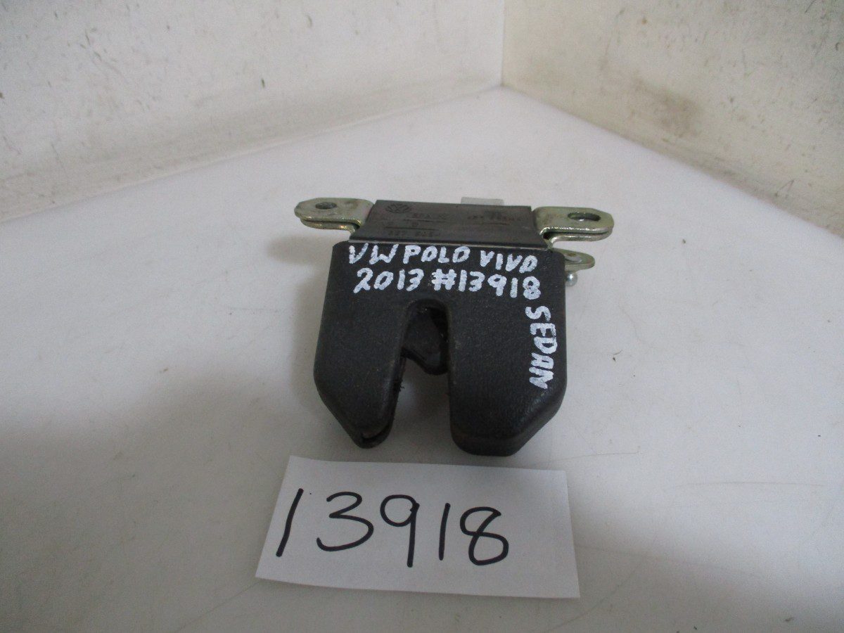 2013 VW POLO VIVO 1.4I SEDAN BOOTLOCK - Partland Auto Parts